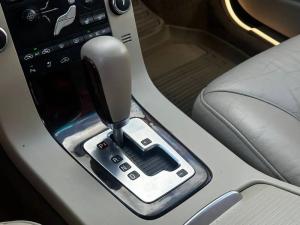 Pelēks Volvo S80 2007 Jelgava, ar dzinēja tilpumu 2.40 L un nobraukumu 333 tūkst. km par 2990 €, foto 23 vietnē AUTOMOTO.COM.LV
