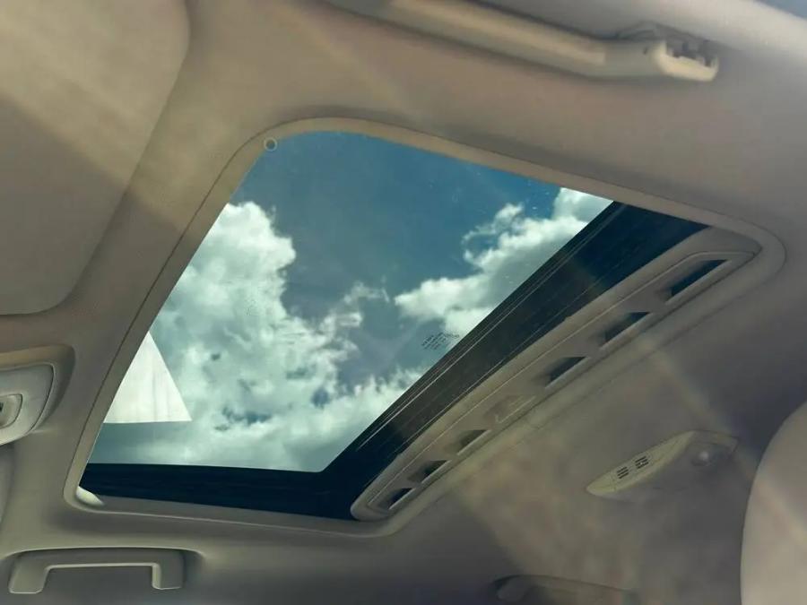Pelēks Volvo S80 2007 Jelgava, ar dzinēja tilpumu 2.40 L un nobraukumu 333 tūkst. km par 2990 €, foto 26 vietnē AUTOMOTO.COM.LV