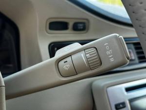 Pelēks Volvo S80 2007 Jelgava, ar dzinēja tilpumu 2.40 L un nobraukumu 333 tūkst. km par 2990 €, foto 28 vietnē AUTOMOTO.COM.LV