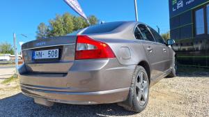 Grey Volvo S80 2007 in Riga, with an engine capacity of 2.40 L and mileage of 324 thousand km for 4300 €, photo 5 on AUTOMOTO.COM.LV