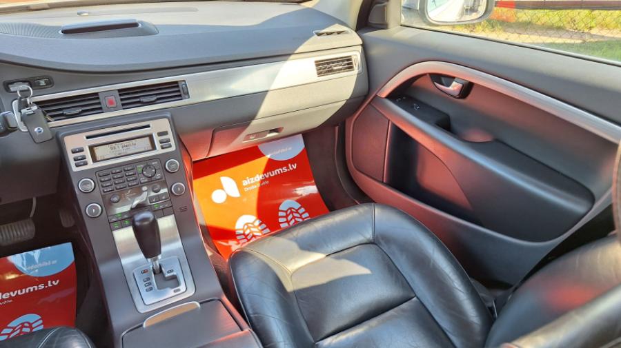 Grey Volvo S80 2007 in Riga, with an engine capacity of 2.40 L and mileage of 324 thousand km for 4300 €, photo 16 on AUTOMOTO.COM.LV