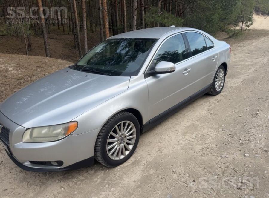 Pelēks Volvo S80 2007 Rīga, ar dzinēja tilpumu 2.40 L un nobraukumu 278 tūkst. km par 2900 €, foto 3 vietnē AUTOMOTO.COM.LV