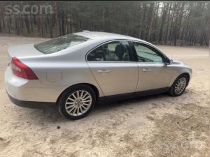 Pelēks Volvo S80 2007 Rīga, ar dzinēja tilpumu 2.40 L un nobraukumu 278 tūkst. km par 2900 €, foto 6 vietnē AUTOMOTO.COM.LV