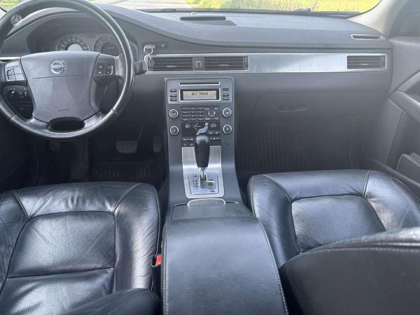 Pelēks Volvo S80 2007 Šauļi, ar dzinēja tilpumu 2.40 L un nobraukumu 259 tūkst. km par 2950 €, foto 6 vietnē AUTOMOTO.COM.LV