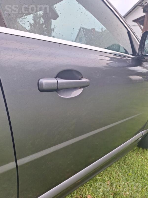 Pelēks Volvo S80 2007 Balvi, ar dzinēja tilpumu 2.40 L un nobraukumu 325 tūkst. km par 2000 €, foto 8 vietnē AUTOMOTO.COM.LV