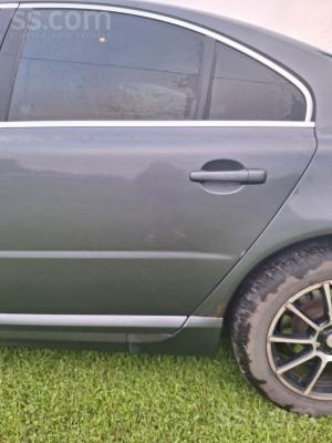 Pelēks Volvo S80 2007 Balvi, ar dzinēja tilpumu 2.40 L un nobraukumu 325 tūkst. km par 2000 €, foto 13 vietnē AUTOMOTO.COM.LV