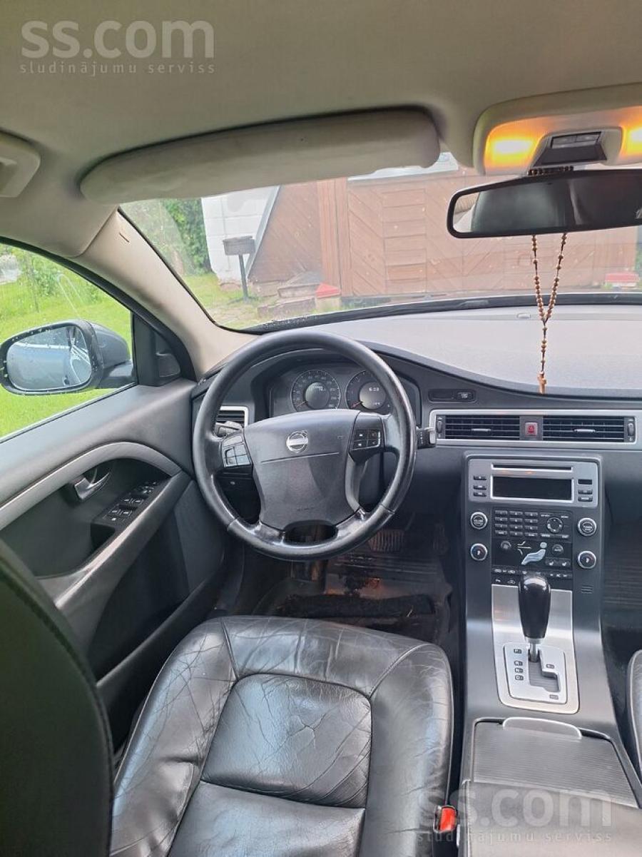 Pelēks Volvo S80 2007 Balvi, ar dzinēja tilpumu 2.40 L un nobraukumu 325 tūkst. km par 2000 €, foto 17 vietnē AUTOMOTO.COM.LV
