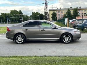Grey Volvo S80 2007 in Narva, with an engine capacity of 3.20 L and mileage of 209 thousand km for 2999 €, photo 16 on AUTOMOTO.COM.LV