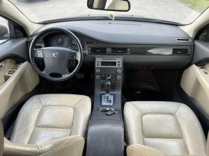 Grey Volvo S80 2007 in Narva, with an engine capacity of 3.20 L and mileage of 209 thousand km for 2999 €, photo 20 on AUTOMOTO.COM.LV
