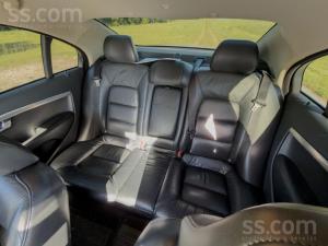 Pelēks Volvo S80 2007 Ogre, ar dzinēja tilpumu 2.40 L un nobraukumu 265 tūkst. km par 4000 €, foto 7 vietnē AUTOMOTO.COM.LV