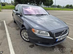 Pelēks Volvo S80 2007 Rīga, ar dzinēja tilpumu 2.40 L un nobraukumu 286 tūkst. km par 3900 €, foto 3 vietnē AUTOMOTO.COM.LV
