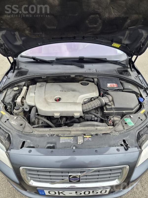 Pelēks Volvo S80 2007 Rīga, ar dzinēja tilpumu 2.40 L un nobraukumu 286 tūkst. km par 3900 €, foto 5 vietnē AUTOMOTO.COM.LV