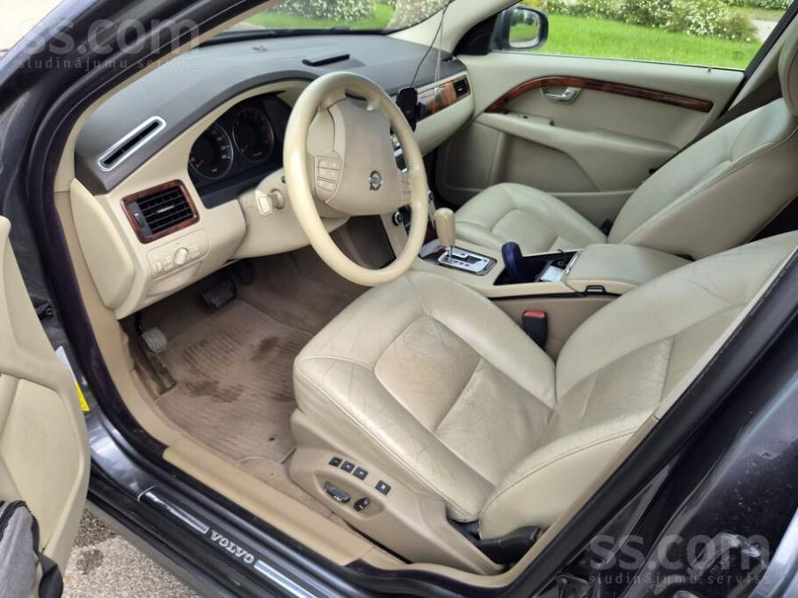 Pelēks Volvo S80 2007 Rīga, ar dzinēja tilpumu 2.40 L un nobraukumu 286 tūkst. km par 3900 €, foto 10 vietnē AUTOMOTO.COM.LV