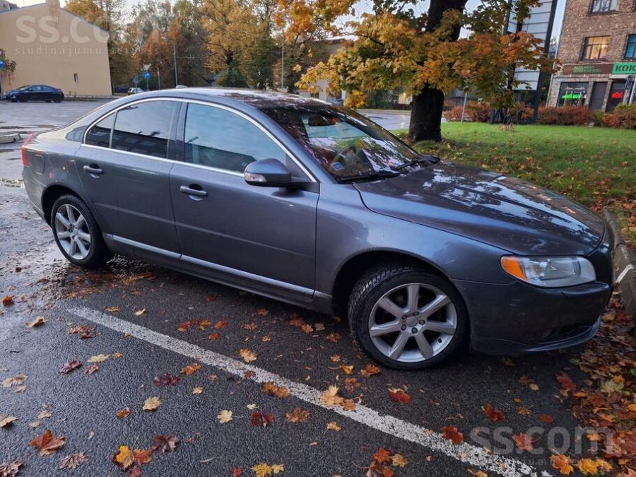Pelēks Volvo S80 2007 Rīga, ar dzinēja tilpumu 2.40 L un nobraukumu 286 tūkst. km par 3900 €, foto 20 vietnē AUTOMOTO.COM.LV