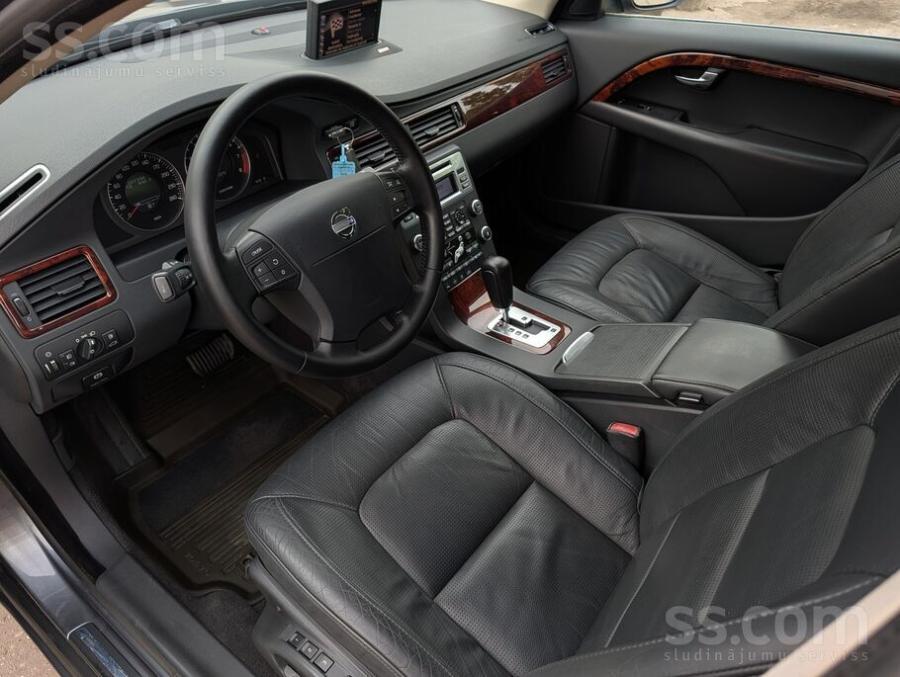 Grey Volvo S80 2007 in Jurmala, with an engine capacity of 3.20 L and mileage of 0 thousand km for 5950 €, photo 27 on AUTOMOTO.COM.LV