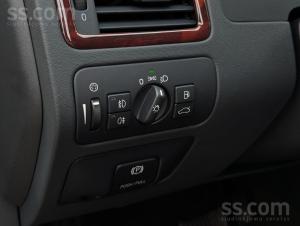 Grey Volvo S80 2007 in Jurmala, with an engine capacity of 3.20 L and mileage of 0 thousand km for 5950 €, photo 33 on AUTOMOTO.COM.LV