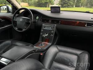 Grey Volvo S80 2007 in Riga, with an engine capacity of 2.40 L and mileage of 0 thousand km for 1990 €, photo 9 on AUTOMOTO.COM.LV