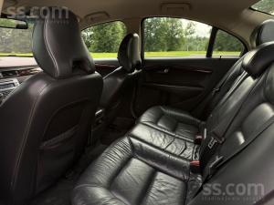 Grey Volvo S80 2007 in Riga, with an engine capacity of 2.40 L and mileage of 0 thousand km for 1990 €, photo 11 on AUTOMOTO.COM.LV
