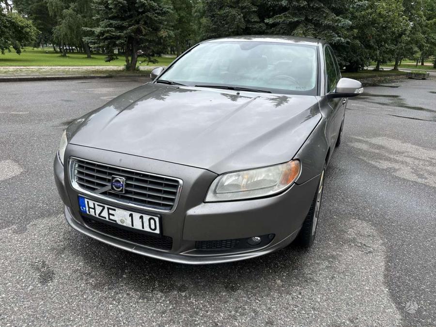 Pelēks Volvo S80 2007 Klaipėda, ar dzinēja tilpumu 2.40 L un nobraukumu 350 tūkst. km par 2500 €, foto 3 vietnē AUTOMOTO.COM.LV
