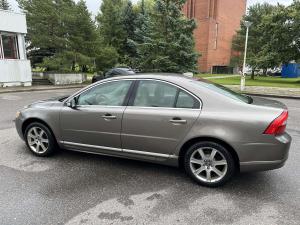 Pelēks Volvo S80 2007 Klaipėda, ar dzinēja tilpumu 2.40 L un nobraukumu 350 tūkst. km par 2500 €, foto 8 vietnē AUTOMOTO.COM.LV