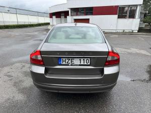 Pelēks Volvo S80 2007 Klaipėda, ar dzinēja tilpumu 2.40 L un nobraukumu 350 tūkst. km par 2500 €, foto 13 vietnē AUTOMOTO.COM.LV