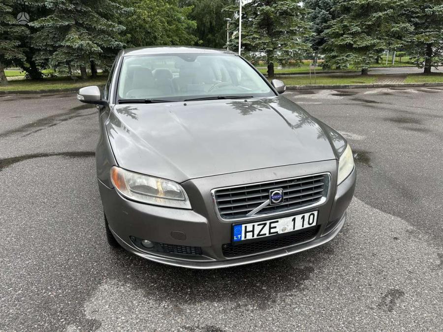 Pelēks Volvo S80 2007 Klaipėda, ar dzinēja tilpumu 2.40 L un nobraukumu 350 tūkst. km par 2500 €, foto 21 vietnē AUTOMOTO.COM.LV