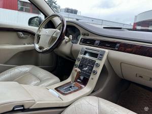 Pelēks Volvo S80 2007 Klaipėda, ar dzinēja tilpumu 2.40 L un nobraukumu 350 tūkst. km par 2500 €, foto 29 vietnē AUTOMOTO.COM.LV