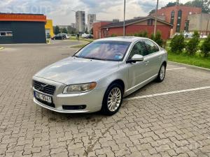 Pelēks Volvo S80 2007 Rīga, ar dzinēja tilpumu 2.40 L un nobraukumu 278 tūkst. km par 3200 €, foto 3 vietnē AUTOMOTO.COM.LV