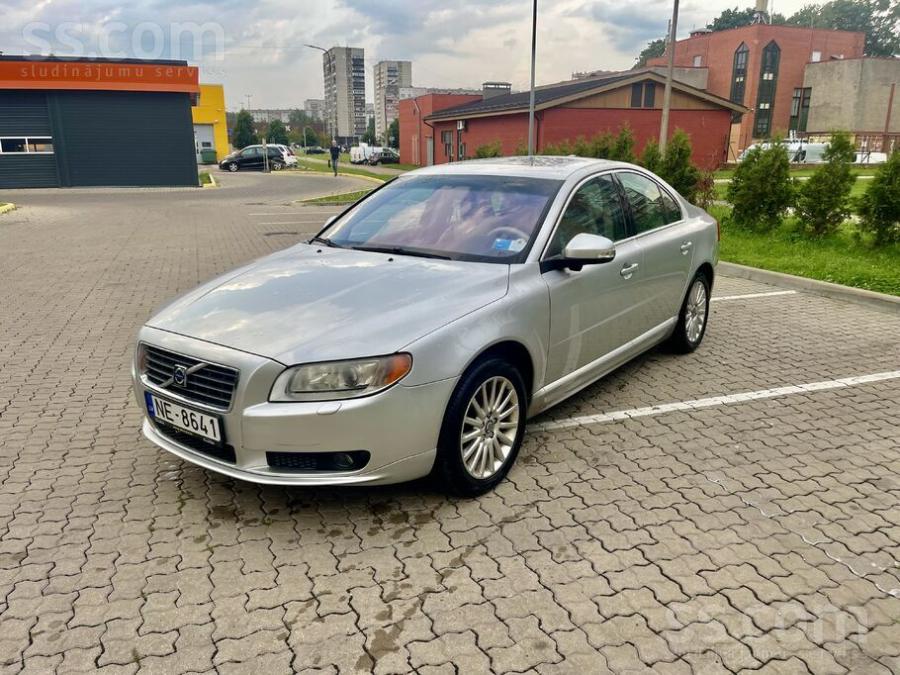 Pelēks Volvo S80 2007 Rīga, ar dzinēja tilpumu 2.40 L un nobraukumu 278 tūkst. km par 3200 €, foto 3 vietnē AUTOMOTO.COM.LV