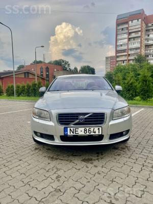 Pelēks Volvo S80 2007 Rīga, ar dzinēja tilpumu 2.40 L un nobraukumu 278 tūkst. km par 3200 €, foto 4 vietnē AUTOMOTO.COM.LV
