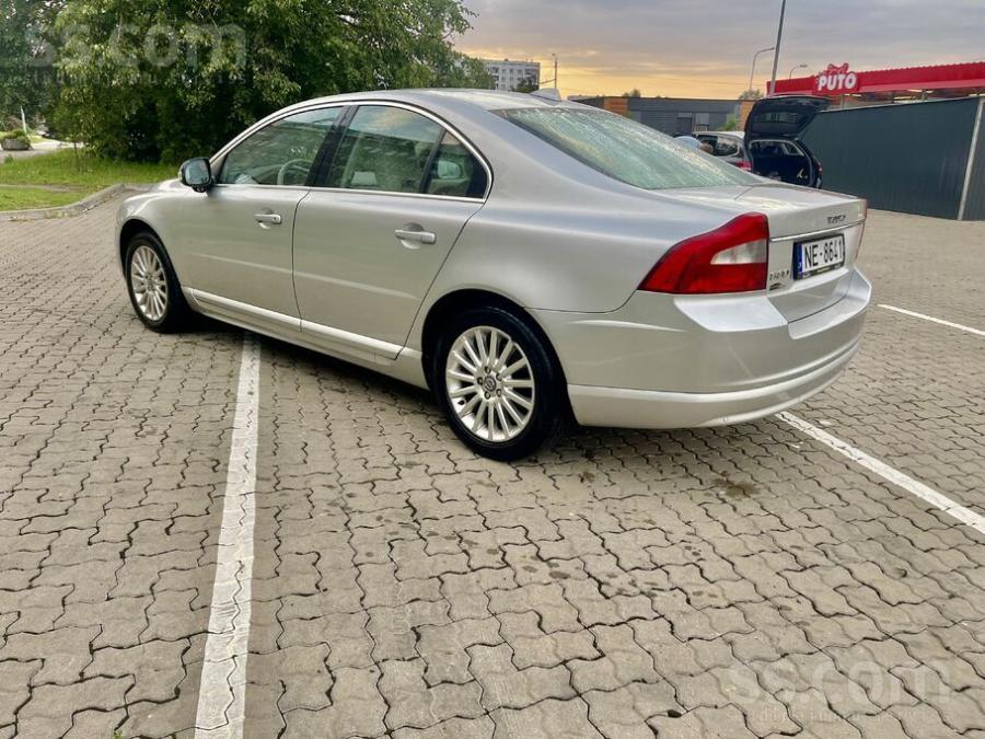 Pelēks Volvo S80 2007 Rīga, ar dzinēja tilpumu 2.40 L un nobraukumu 278 tūkst. km par 3200 €, foto 6 vietnē AUTOMOTO.COM.LV