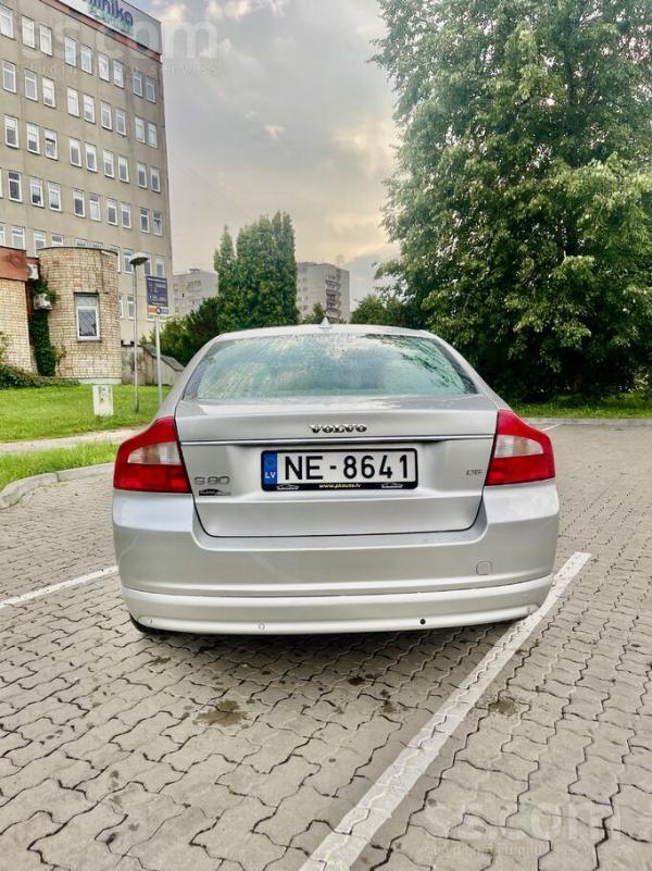 Pelēks Volvo S80 2007 Rīga, ar dzinēja tilpumu 2.40 L un nobraukumu 278 tūkst. km par 3200 €, foto 6 vietnē AUTOMOTO.COM.LV