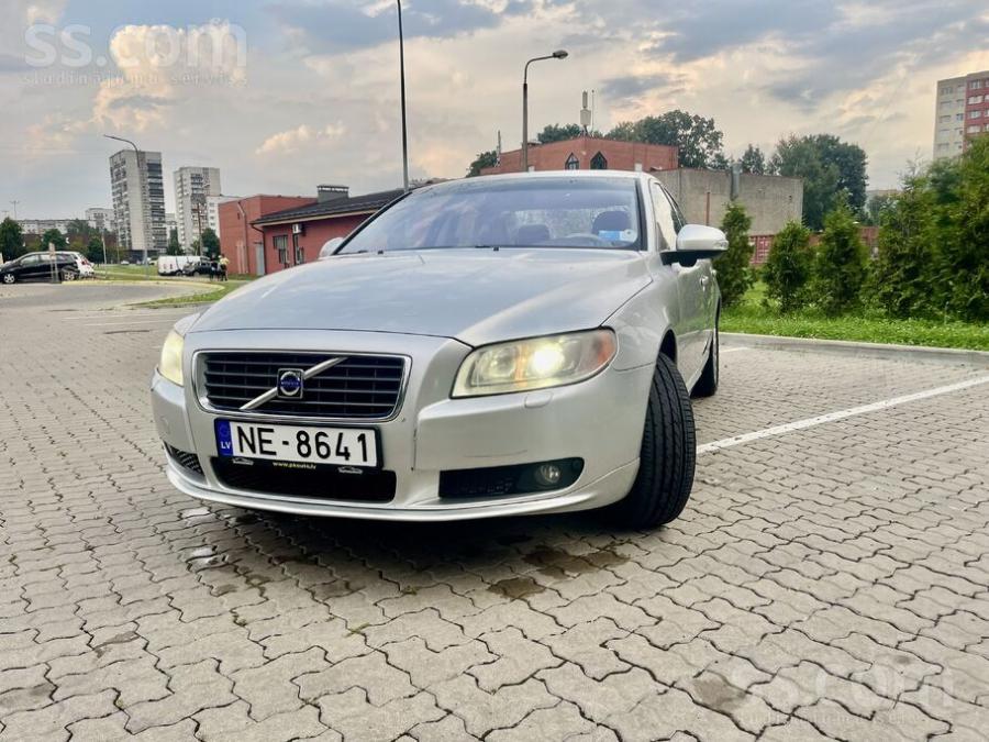 Pelēks Volvo S80 2007 Rīga, ar dzinēja tilpumu 2.40 L un nobraukumu 278 tūkst. km par 3200 €, foto 8 vietnē AUTOMOTO.COM.LV