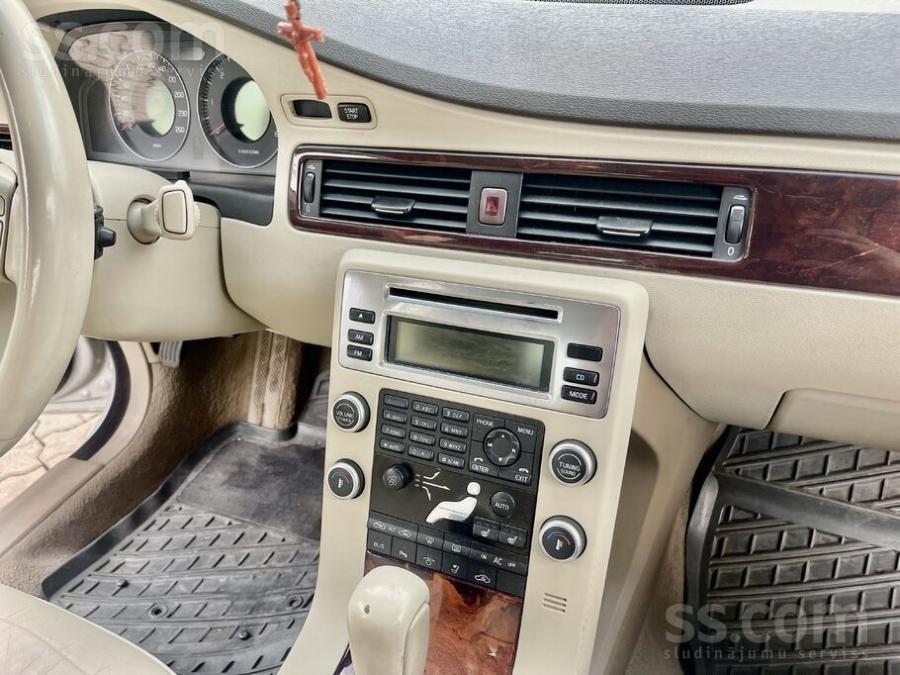 Pelēks Volvo S80 2007 Rīga, ar dzinēja tilpumu 2.40 L un nobraukumu 278 tūkst. km par 3200 €, foto 12 vietnē AUTOMOTO.COM.LV