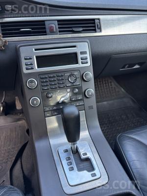 Pelēks Volvo S80 2007 Daugavpils, ar dzinēja tilpumu 2.40 L un nobraukumu 361 tūkst. km par 2800 €, foto 7 vietnē AUTOMOTO.COM.LV