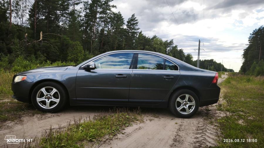 Pelēks Volvo S80 2007 Druskininkai, ar dzinēja tilpumu 2.40 L un nobraukumu 464 tūkst. km par 2000 €, foto 4 vietnē AUTOMOTO.COM.LV