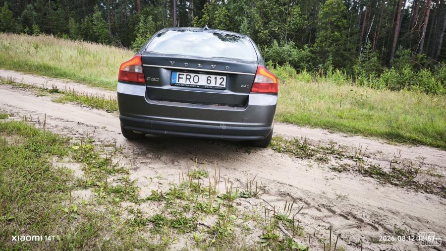 Pelēks Volvo S80 2007 Druskininkai, ar dzinēja tilpumu 2.40 L un nobraukumu 464 tūkst. km par 2000 €, foto 8 vietnē AUTOMOTO.COM.LV