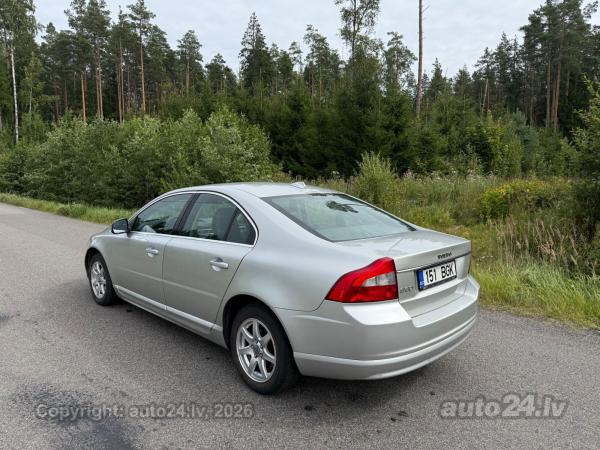 Grey Volvo S80 2007 in Tallinn, with an engine capacity of 2.40 L and mileage of 316 thousand km for 3650 €, photo 4 on AUTOMOTO.COM.LV