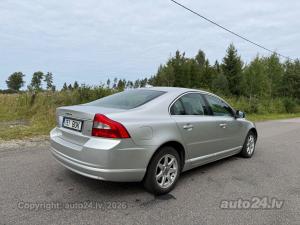 Pelēks Volvo S80 2007 Tallina, ar dzinēja tilpumu 2.40 L un nobraukumu 316 tūkst. km par 3650 €, foto 9 vietnē AUTOMOTO.COM.LV