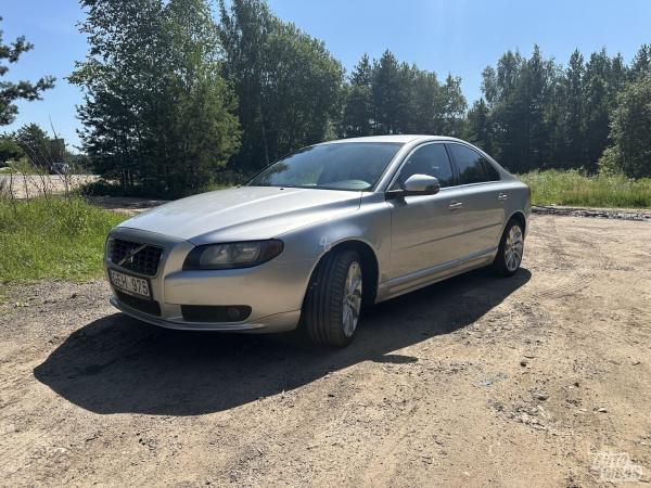 Grey Volvo S80 2007 in Vilnius, with an engine capacity of 2.40 L and mileage of 390 thousand km for 3000 €, photo 5 on AUTOMOTO.COM.LV