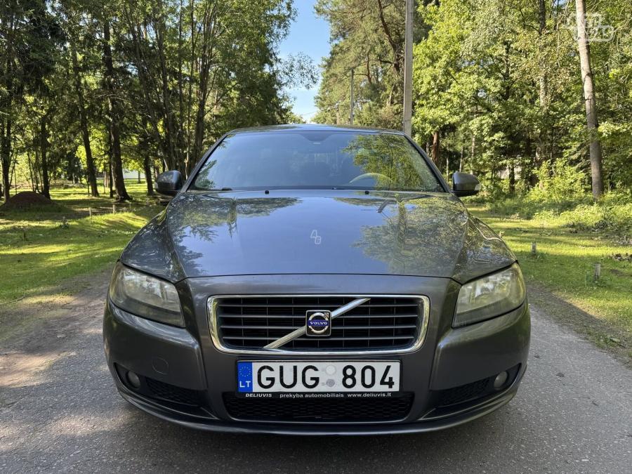 Grey Volvo S80 2007 in Panevezys, with an engine capacity of 2.40 L and mileage of 428 thousand km for 2350 €, photo 3 on AUTOMOTO.COM.LV