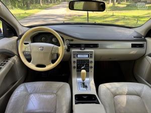 Grey Volvo S80 2007 in Panevezys, with an engine capacity of 2.40 L and mileage of 428 thousand km for 2350 €, photo 11 on AUTOMOTO.COM.LV