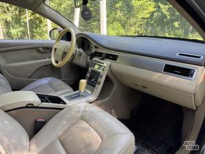Grey Volvo S80 2007 in Panevezys, with an engine capacity of 2.40 L and mileage of 428 thousand km for 2350 €, photo 12 on AUTOMOTO.COM.LV
