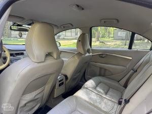 Grey Volvo S80 2007 in Panevezys, with an engine capacity of 2.40 L and mileage of 428 thousand km for 2350 €, photo 13 on AUTOMOTO.COM.LV