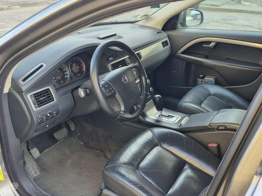 Pelēks Volvo S80 2007 Anykščiai, ar dzinēja tilpumu 2.40 L un nobraukumu 312 tūkst. km par 1450 €, foto 7 vietnē AUTOMOTO.COM.LV
