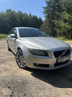 Grey Volvo S80 2007 in Vilnius, with an engine capacity of 2.40 L and mileage of 390 thousand km for 3000 €, photo  on AUTOMOTO.COM.LV