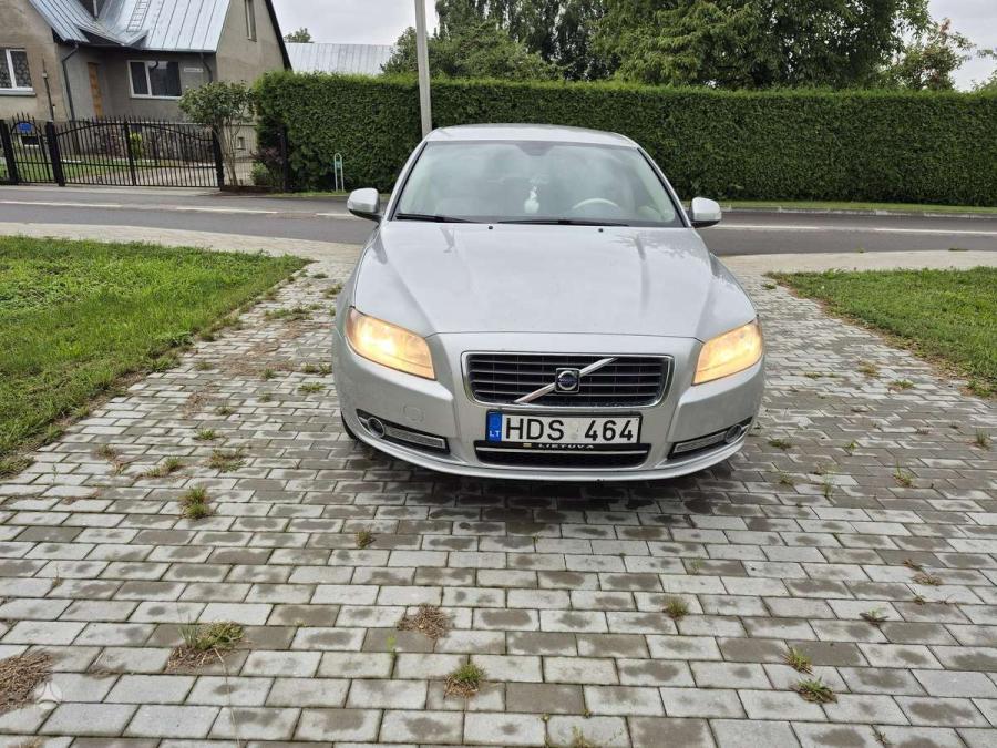 Pelēks Volvo S80 2007 Kėdainiai, ar dzinēja tilpumu 2.40 L un nobraukumu 345 tūkst. km par 2950 €, foto 4 vietnē AUTOMOTO.COM.LV