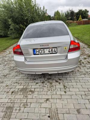 Pelēks Volvo S80 2007 Kėdainiai, ar dzinēja tilpumu 2.40 L un nobraukumu 345 tūkst. km par 2950 €, foto 6 vietnē AUTOMOTO.COM.LV