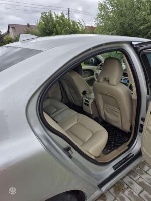 Pelēks Volvo S80 2007 Kėdainiai, ar dzinēja tilpumu 2.40 L un nobraukumu 345 tūkst. km par 2950 €, foto 7 vietnē AUTOMOTO.COM.LV