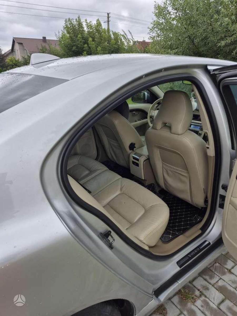 Pelēks Volvo S80 2007 Kėdainiai, ar dzinēja tilpumu 2.40 L un nobraukumu 345 tūkst. km par 2950 €, foto 7 vietnē AUTOMOTO.COM.LV